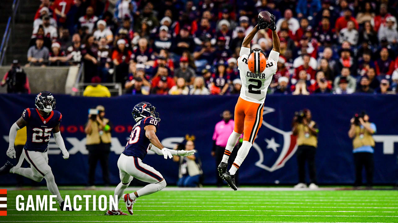 Photos: Week 16 - Browns at Texans Game Action