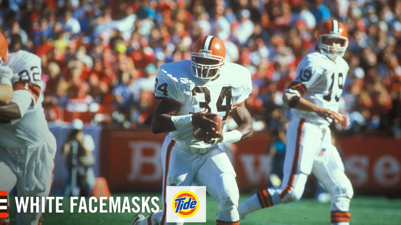 Photos: White Facemasks Through The Years