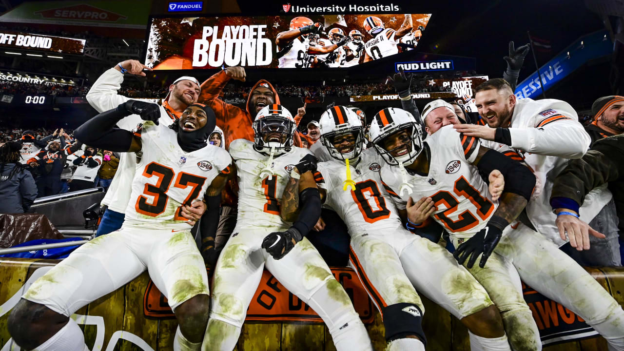 Photos: Postgame Celebrations against the Jets