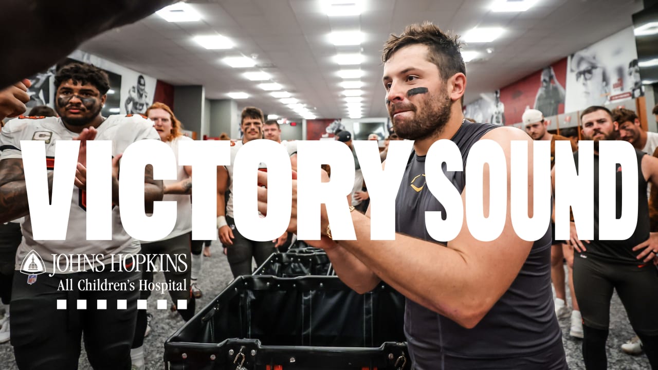 Titans vs. Bucs Postgame Speech | Victory Sound