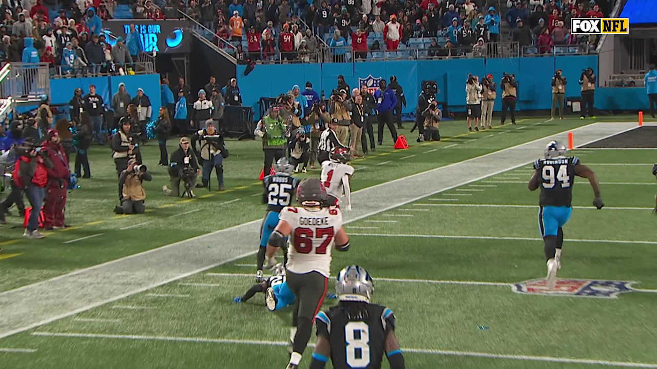 HIGHLIGHT: Rachaad White Rushes for 38 Yards in Overtime