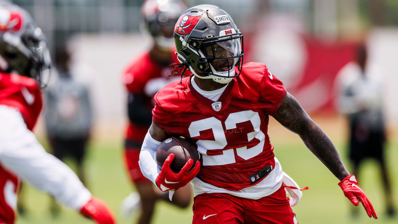 Photos: Bucs Rookie Minicamp Day 1