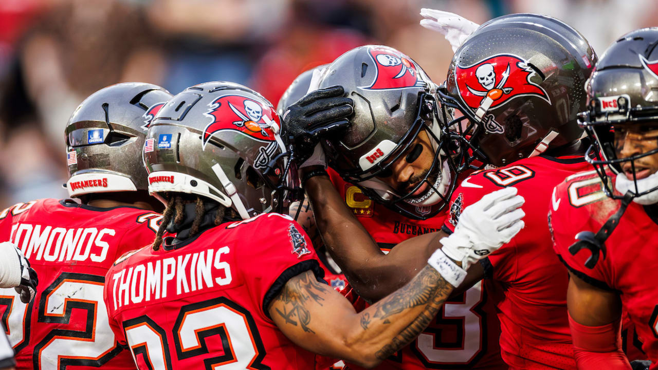 Jaguars vs. Bucs Week 16 | Top Images Gallery