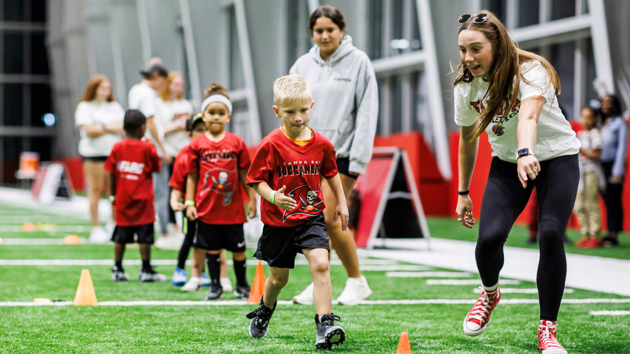 Photos: Bucs Youth Flag Football Practice