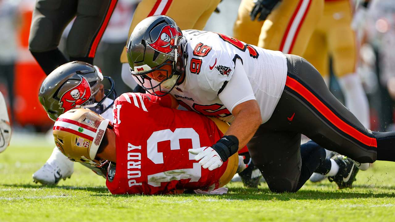 NFL Week 10: San Francisco 49ers vs. Tampa Bay Buccaneers | Team Score ...
