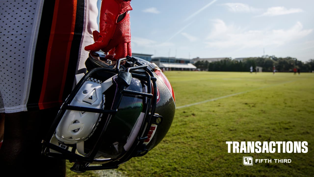 Tampa Bay Buccaneers Release OLB Randy Gregory