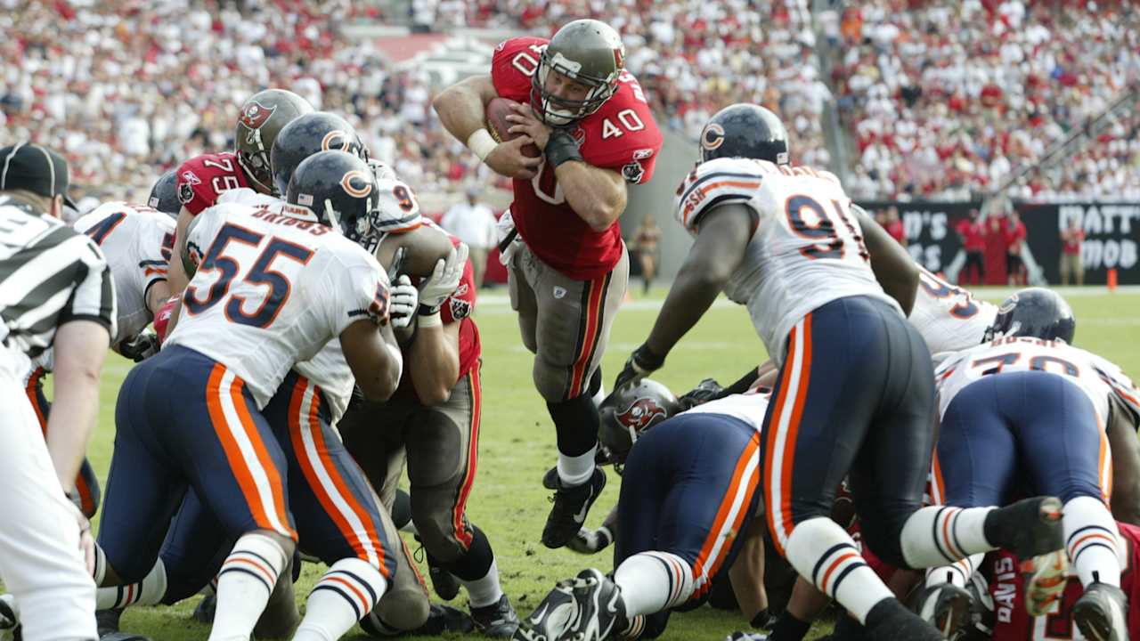 Photos: Through the Years Bucs vs. Bears