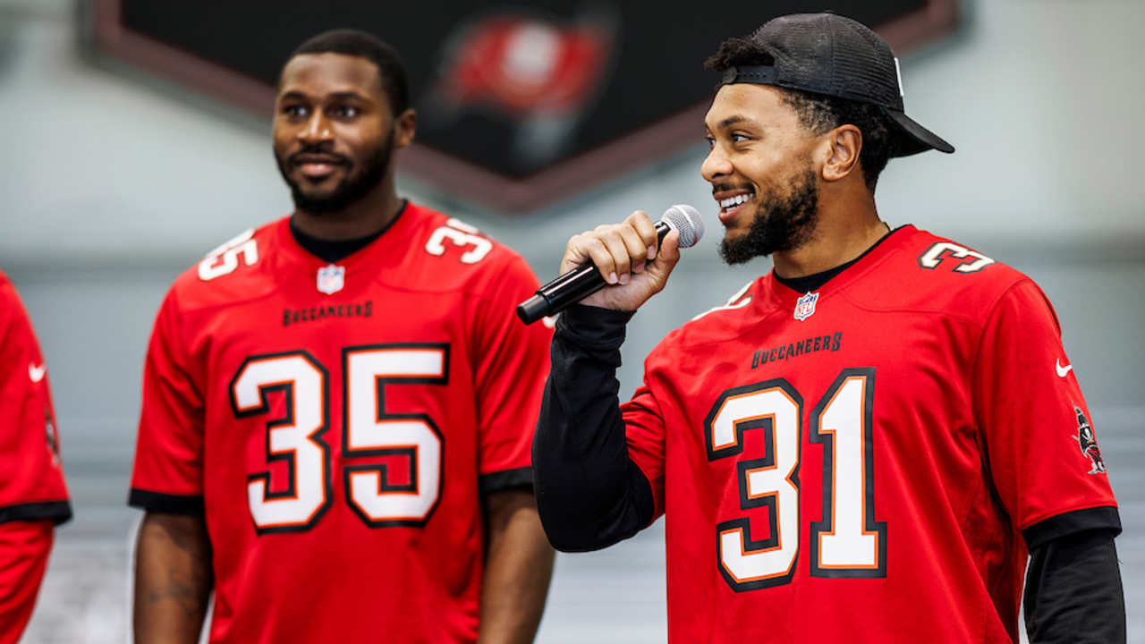 Buccaneers Player-Student Mentoring Program Part 2