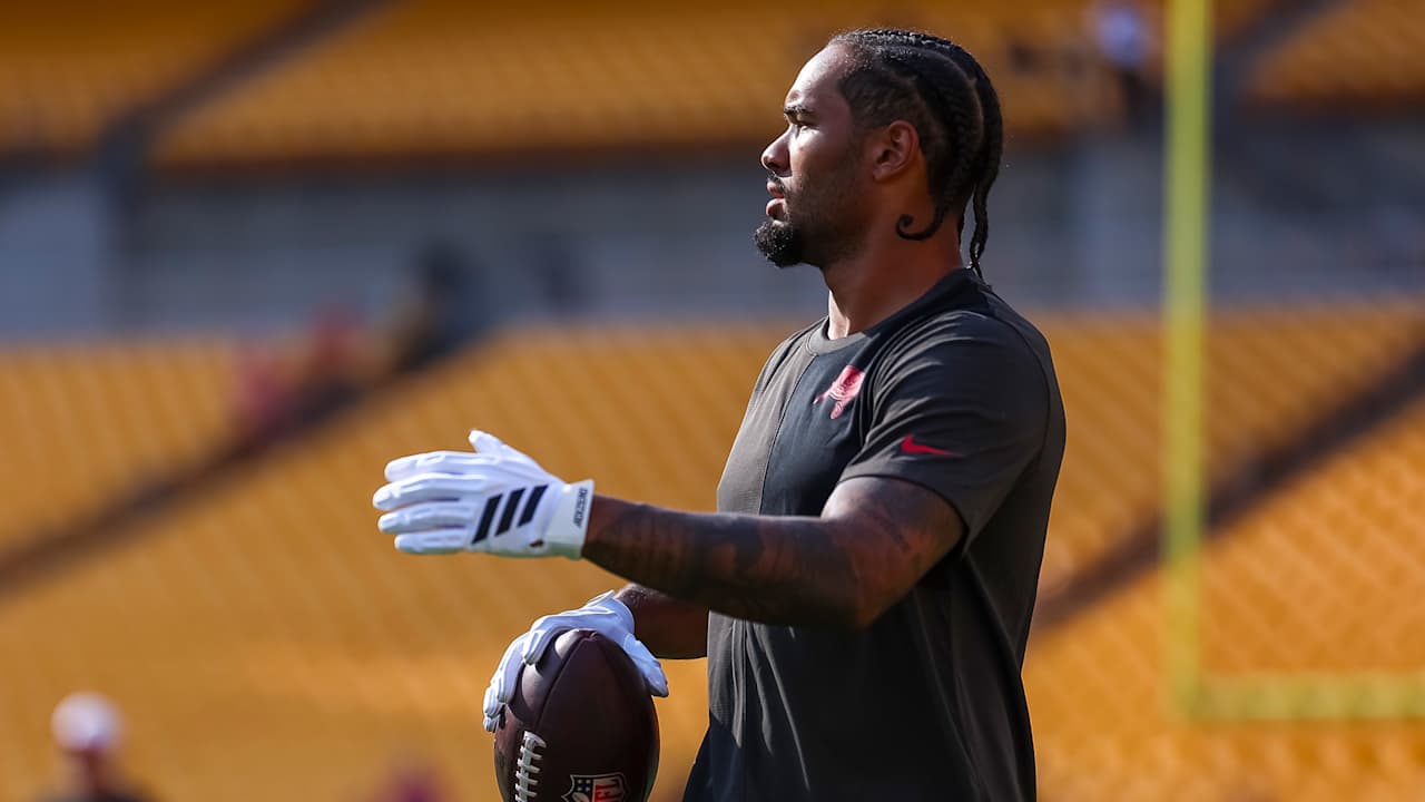 Bucs vs. Steelers Pregame | Photos