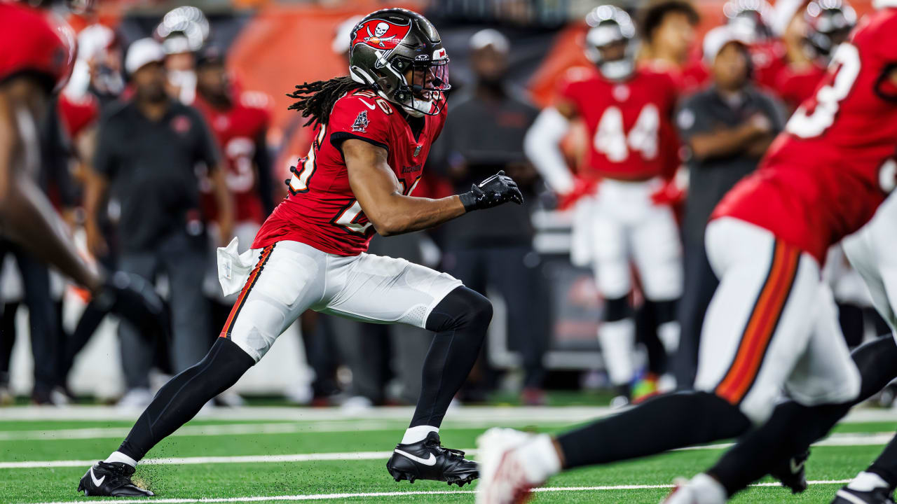 Tampa Bay Buccaneers S Kaevon Merriweather One of Many Talented ...