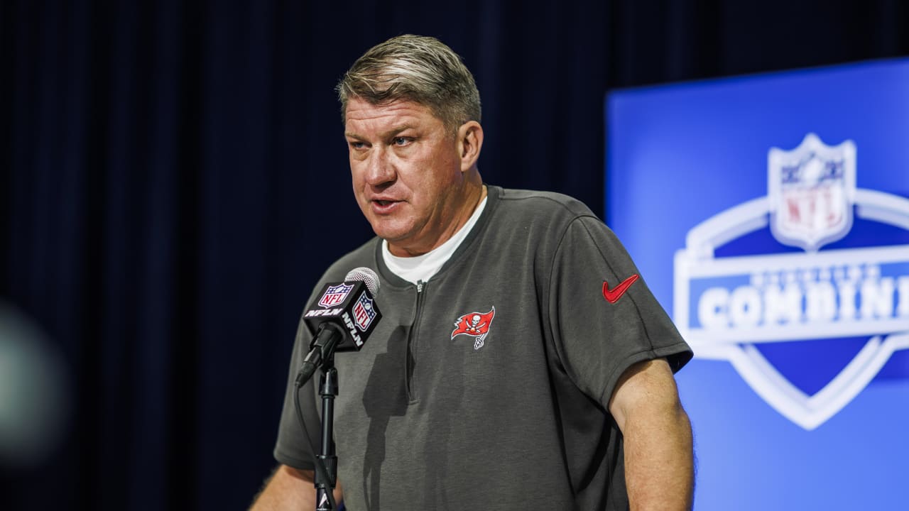 Bucs prioritize re-signing Baker Mayfield, Mike Evans