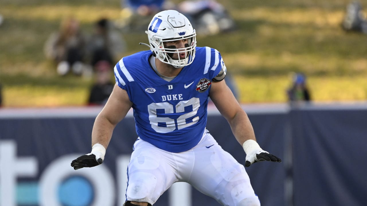 Photos of Center Graham Barton | Bucs First Round Draft Pick