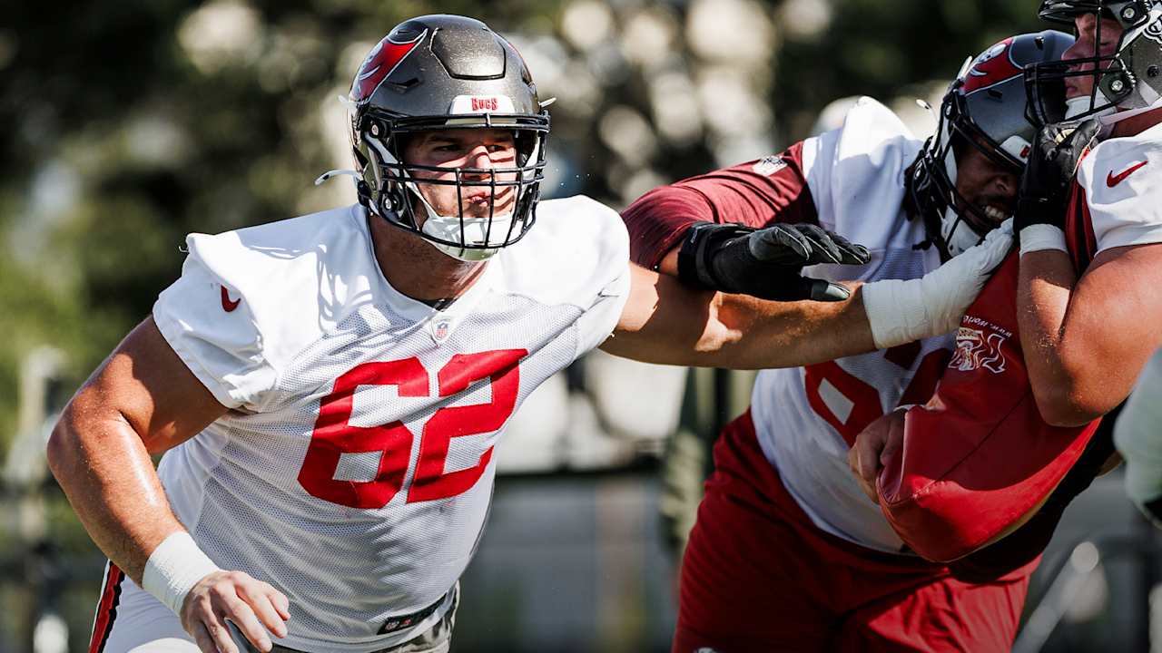 C Graham Barton Hypes New-Look Ground Game Under Zac Robinson ...