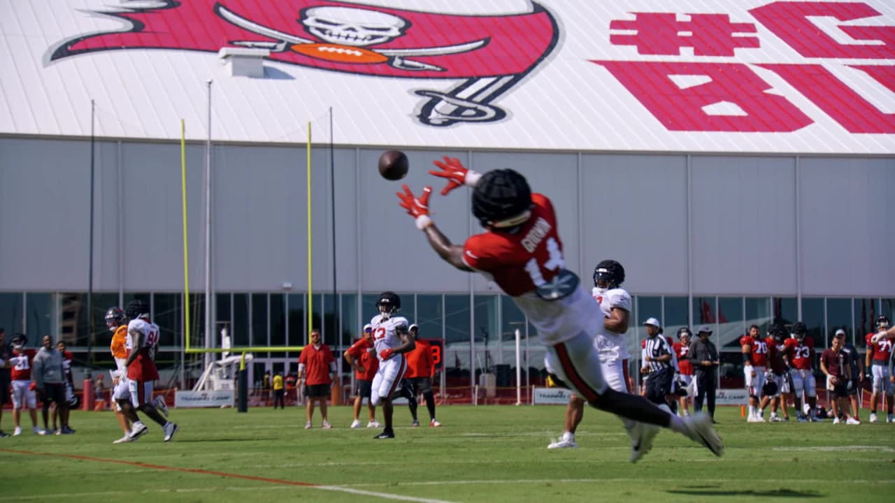 Highlight: Baker Avoids Pressure, Delivers Dime to Godwin | 2024 ...