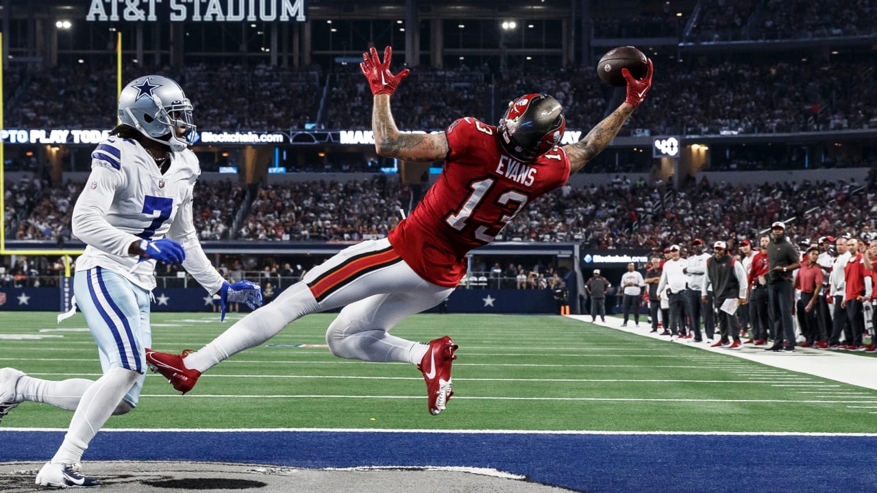 10 x 1,000: Every Single Catch from Mike Evans' Career