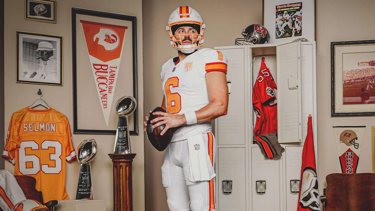 Die Tampa Bay Buccaneers Bringen Das Legendäre Trikot Von 1976 Zurück