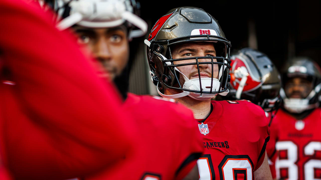 Tampa Bay Buccaneers G Elijah Klein Gets Surprise Opportunity to ...