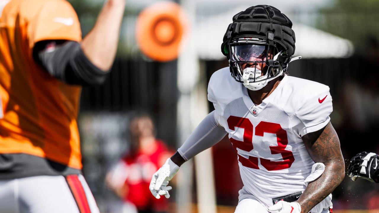 Tampa Bay Buccaneers S Tykee Smith Wants to Emulate Antoine Winfield Jr.