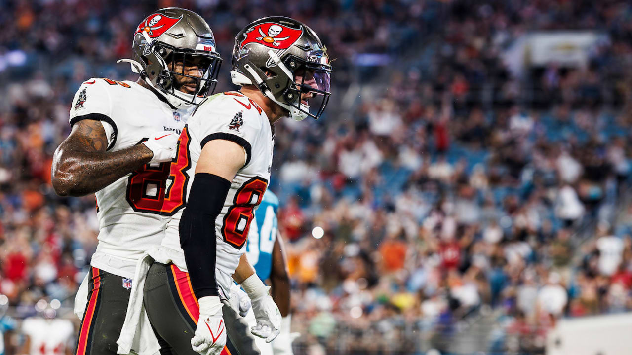 Bucs vs. Jaguars Preseason Week 2 | Top Images Gallery