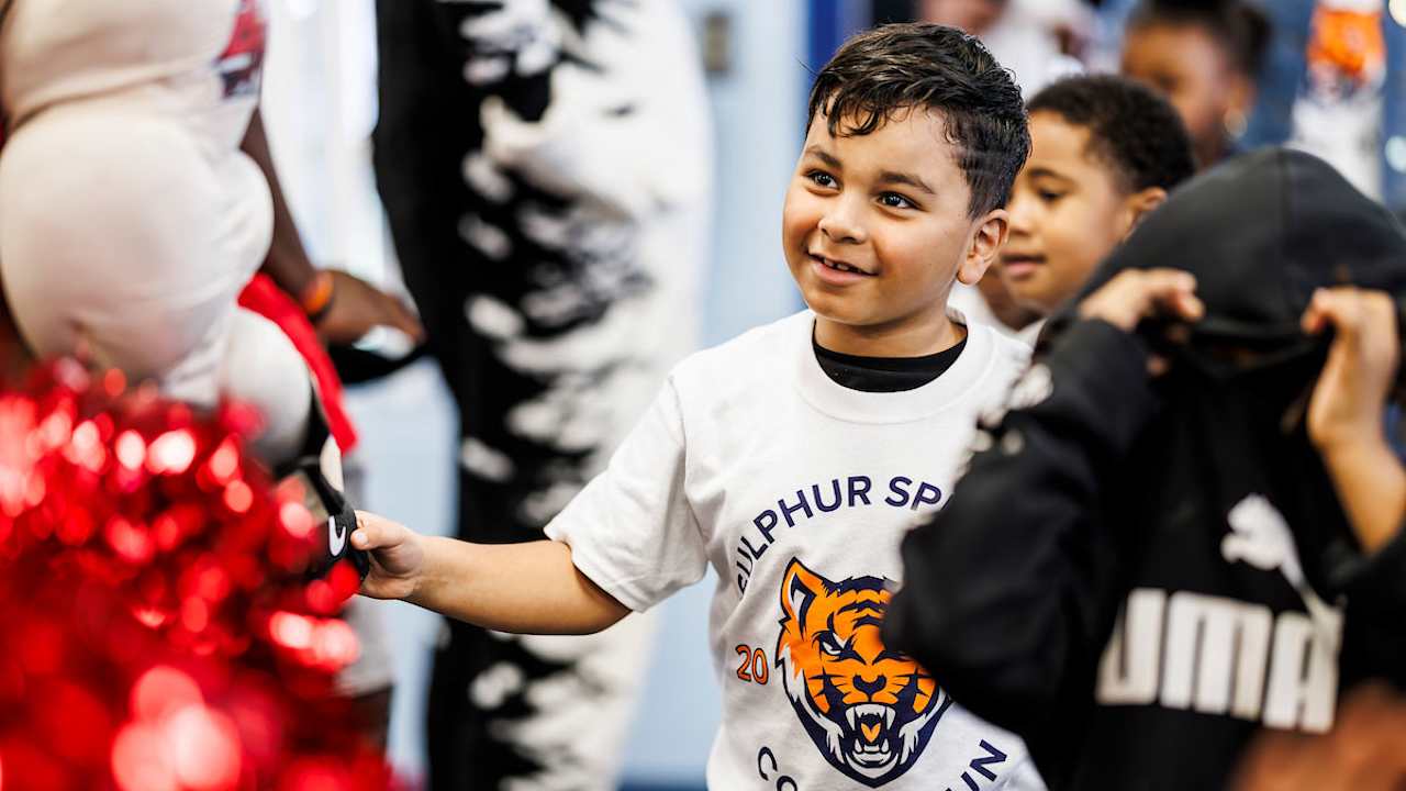 Photos: Buccaneers Tackle Reading Event 2025