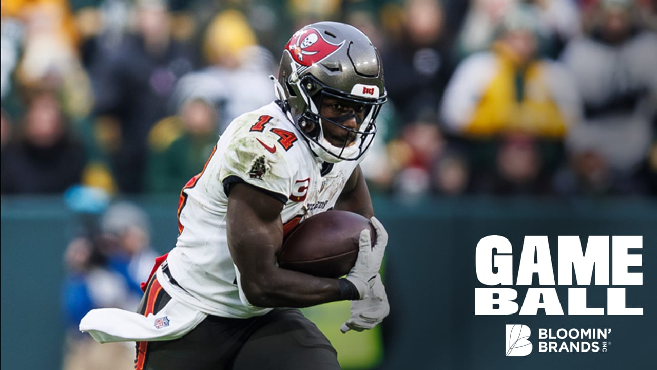 Baker Mayfield or Chris Godwin? | Bucs vs. Packers Game Ball