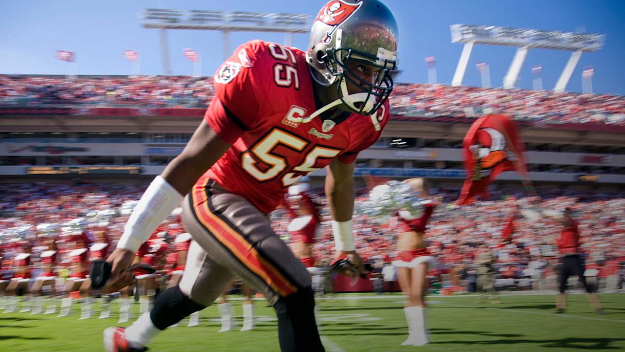 Top 50 Players Position-By-Position: Linebacker