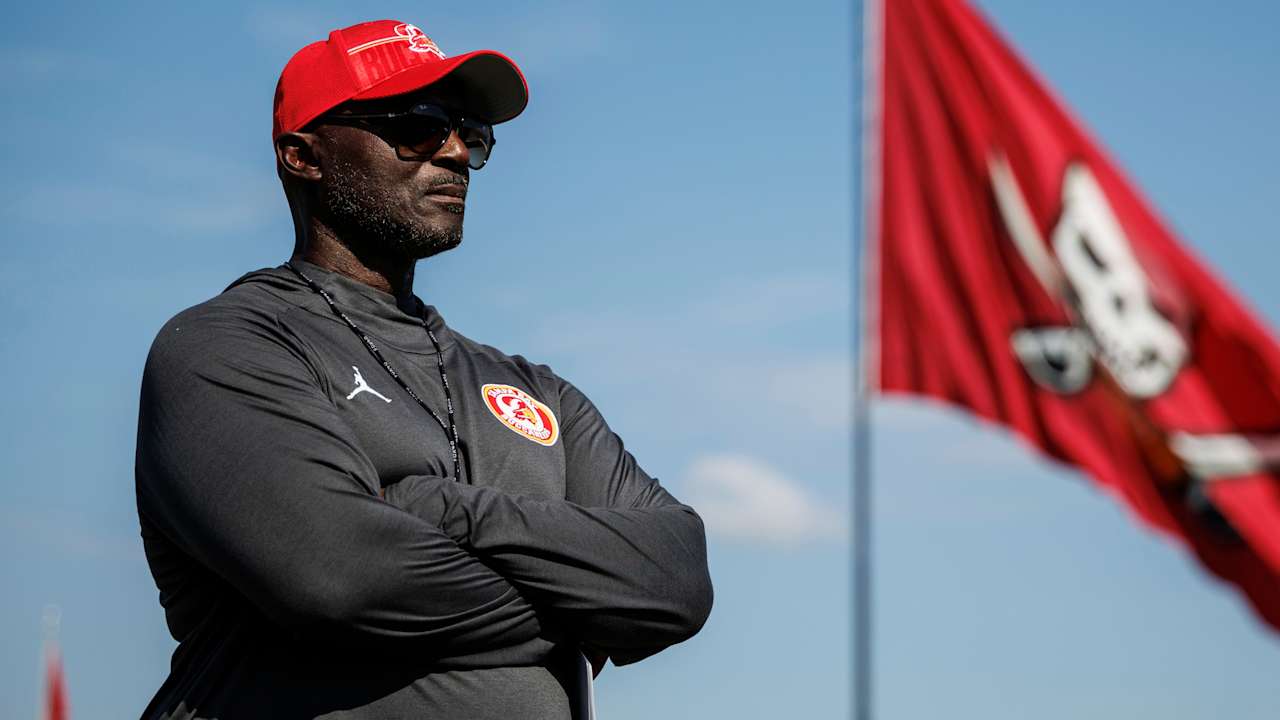 Buccaneers 2026 Offseason Program Starts April 20, Ends with June Minicamp