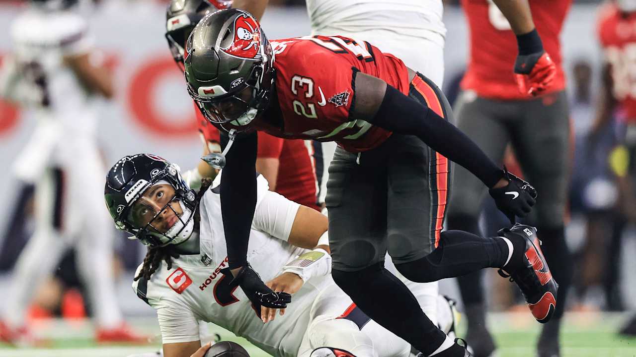 Tykee Smith Leads the Tampa Bay Buccaneers in Tackles, Again, in MNF ...