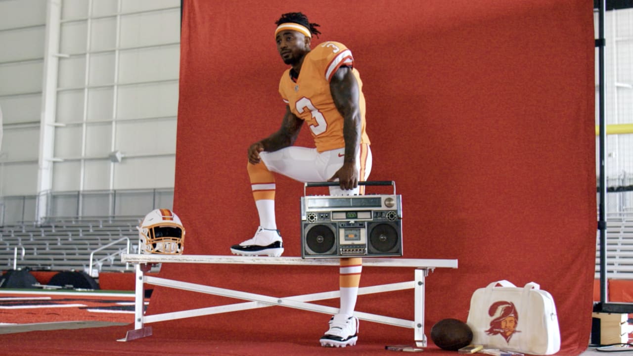 Jordan Whitehead Mic'd Up at 2024 Media Day | Tampa Bay Buccaneers