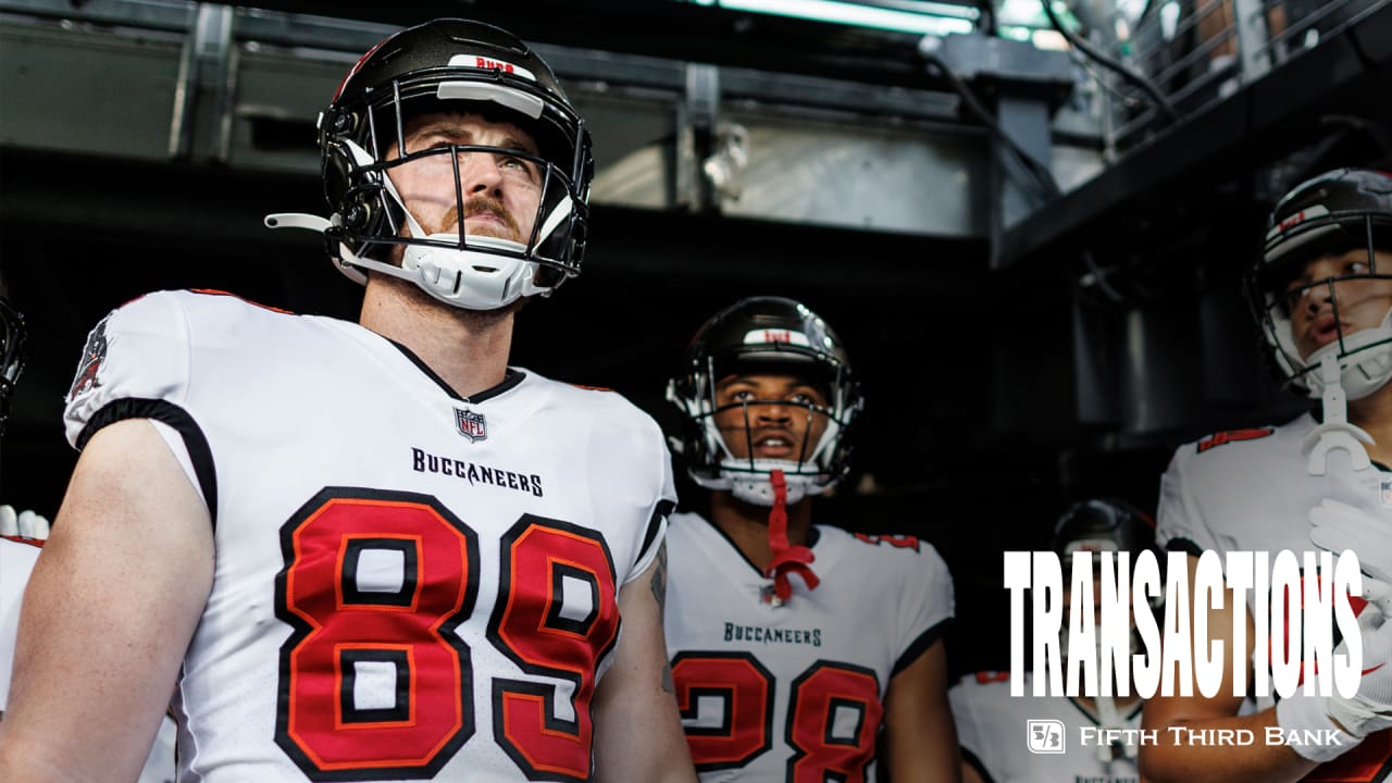 Buccaneers elevate CB Derrek Pitts and TE David Wells from Practice Squad