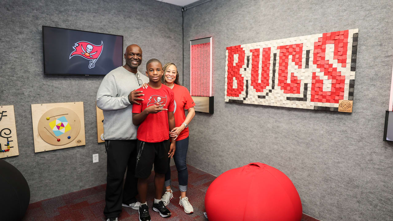 Buccaneers and Tampa Sports Authority Unveil Sensory Room Additions at ...