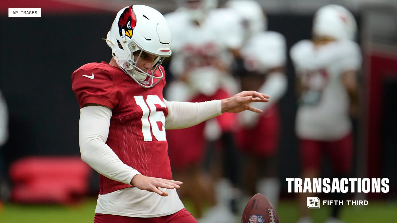 Tampa Bay Buccaneers Sign Former Cardinals P Nolan Cooney