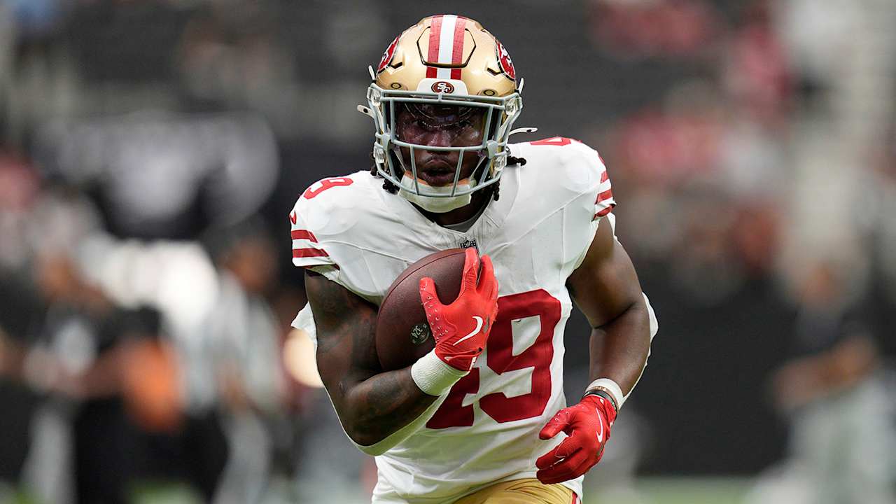 Cardinals Sign Cory Kiner For Offensive Backfield