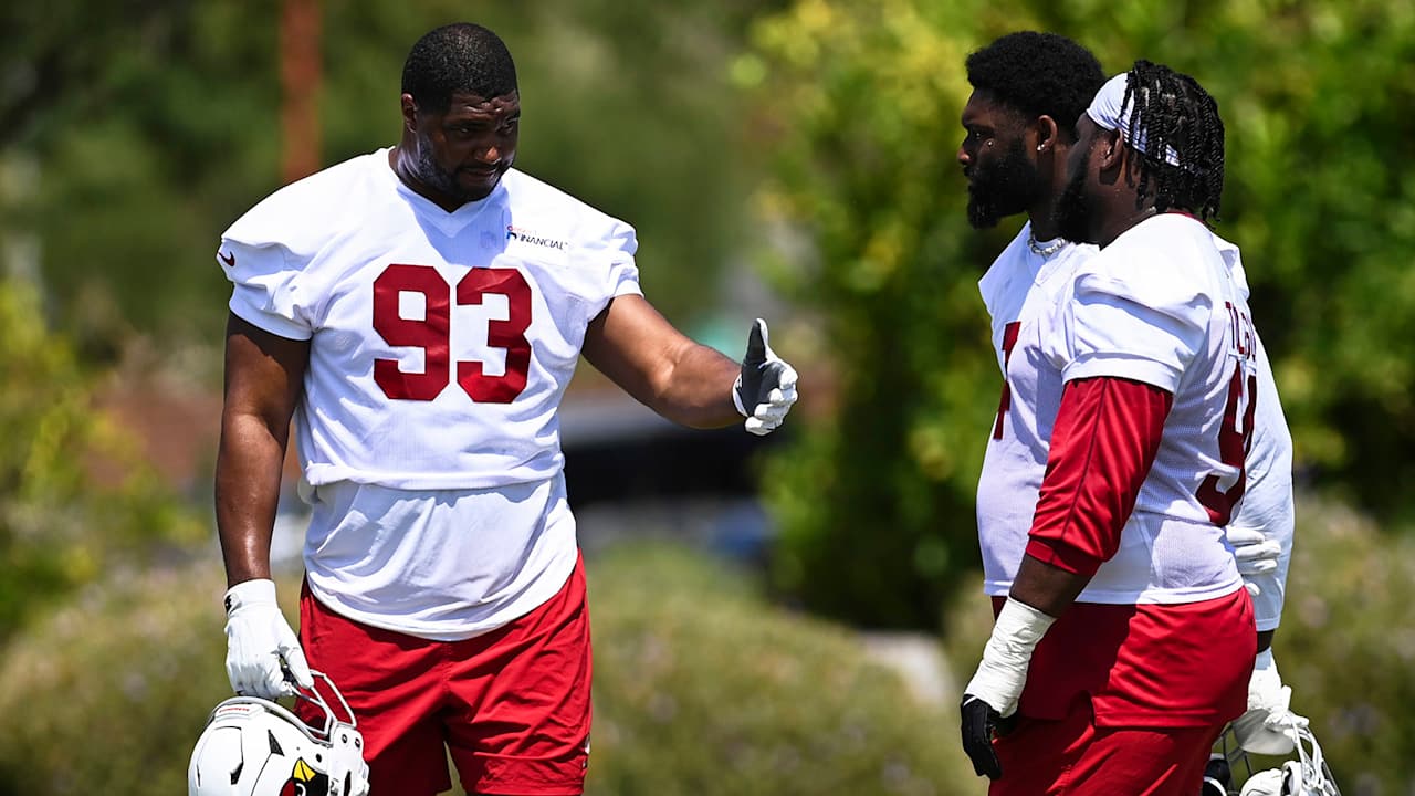 Cardinals DL Calais Campbell sees importance of mentoring first-round ...