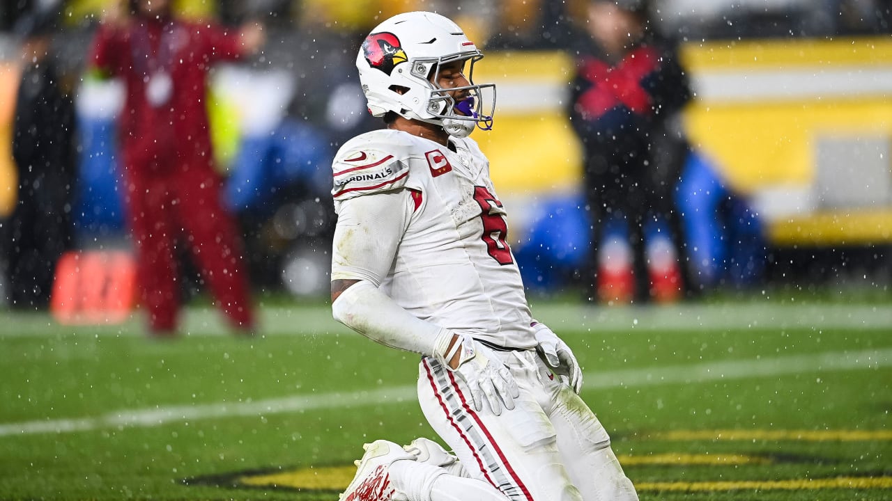 HIGHLIGHT: Conner Goes Airborne For The Touchdown