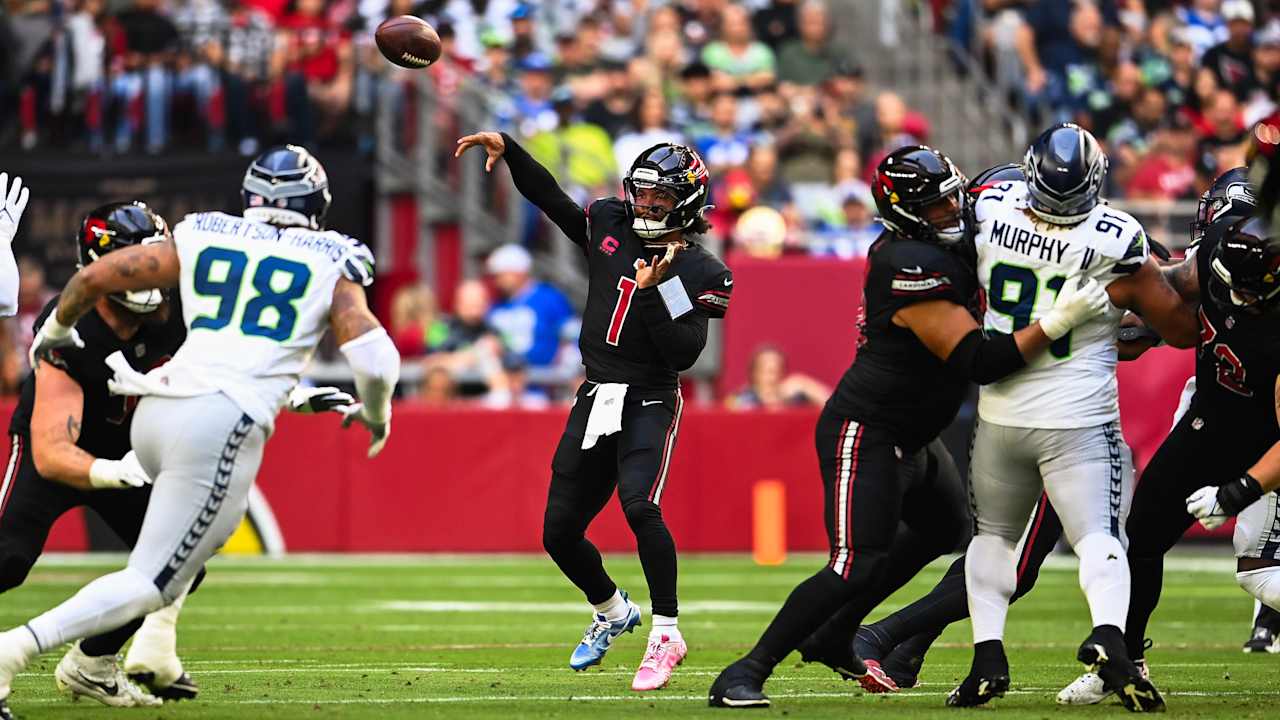 Cardinals Can't Topple Seahawks In Crucial NFC West Battle