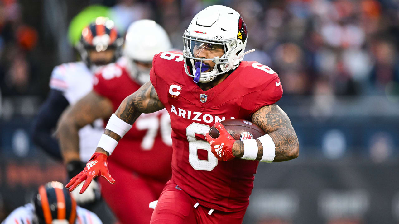 HIGHLIGHT: Conner Converts Third-Down Swing Pass Into Six Points