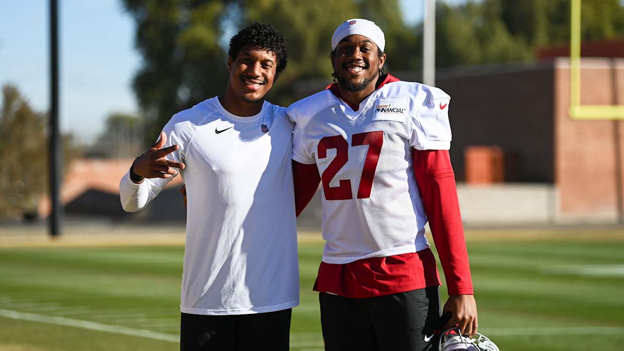 Cardinals Make Dream Come True For Zay Jones, Vi Jones