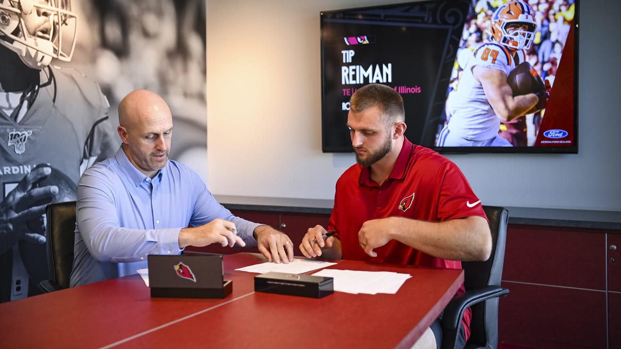 Cardinals sign draftee TE Tip Reiman to first NFL contract