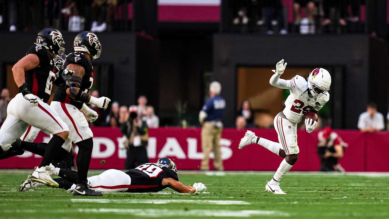 HIGHLIGHT: Denzel Burke Intercepts Kirk Cousins