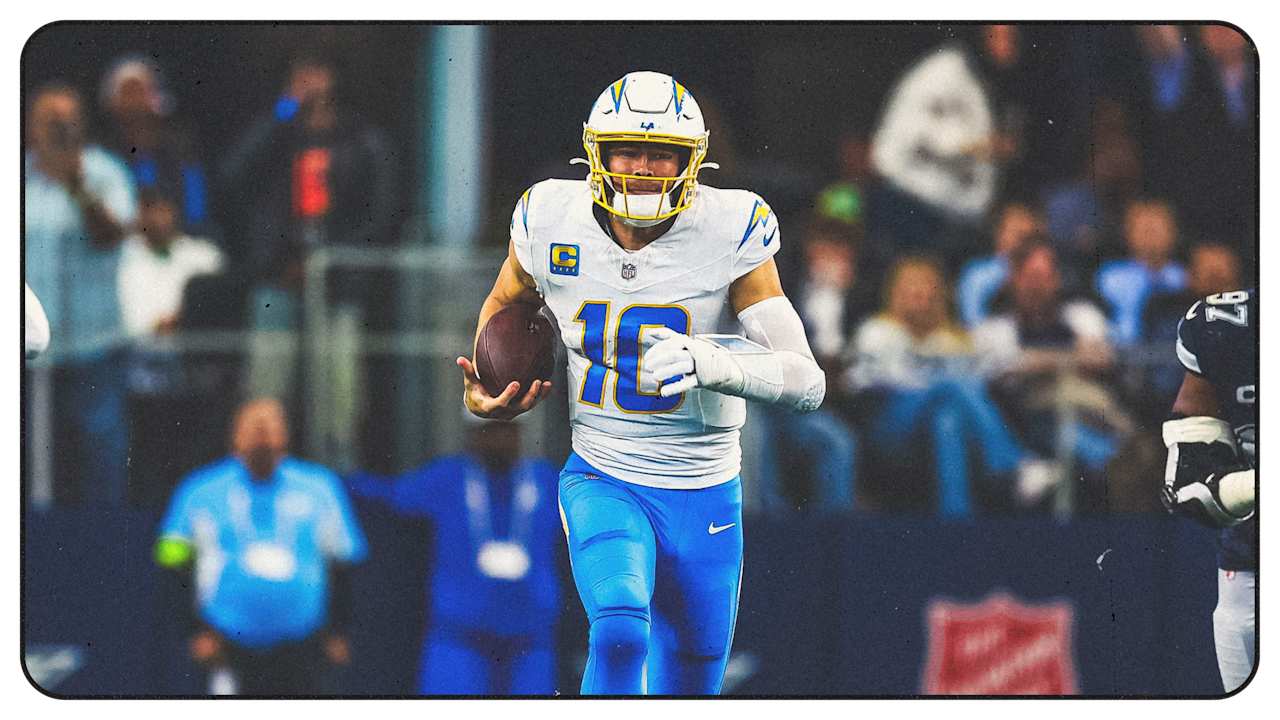 Justin Herbert Highlight: 34-Yard Gain