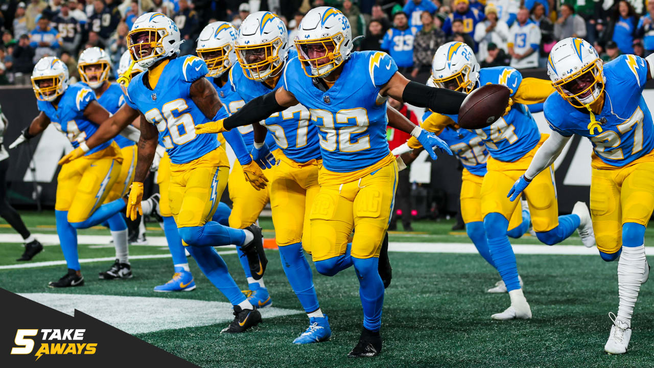 5 Takeaways: Chargers Get Their Swag Back After Week 9 Win