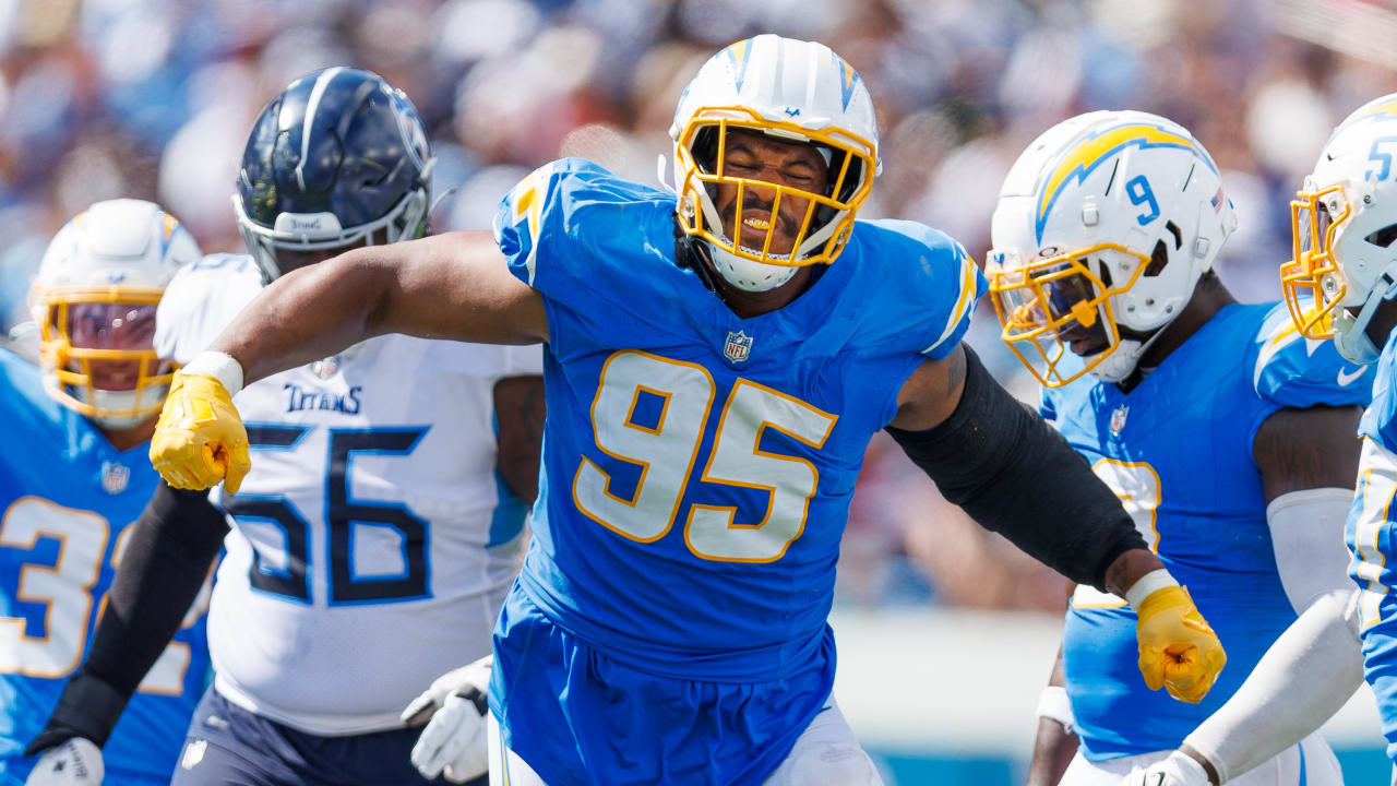 Best Photos of Chargers Free Agent Nick Williams