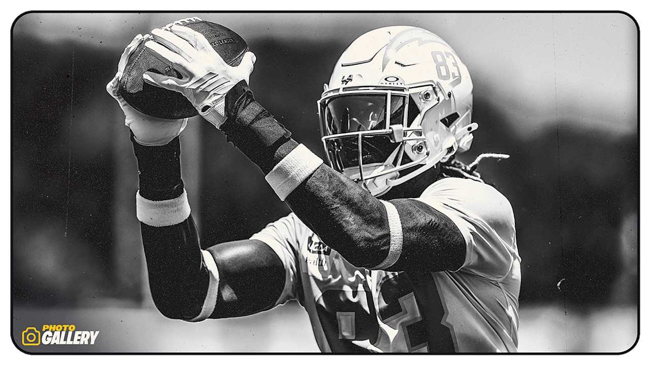 Bolts in B&W: OTA #9