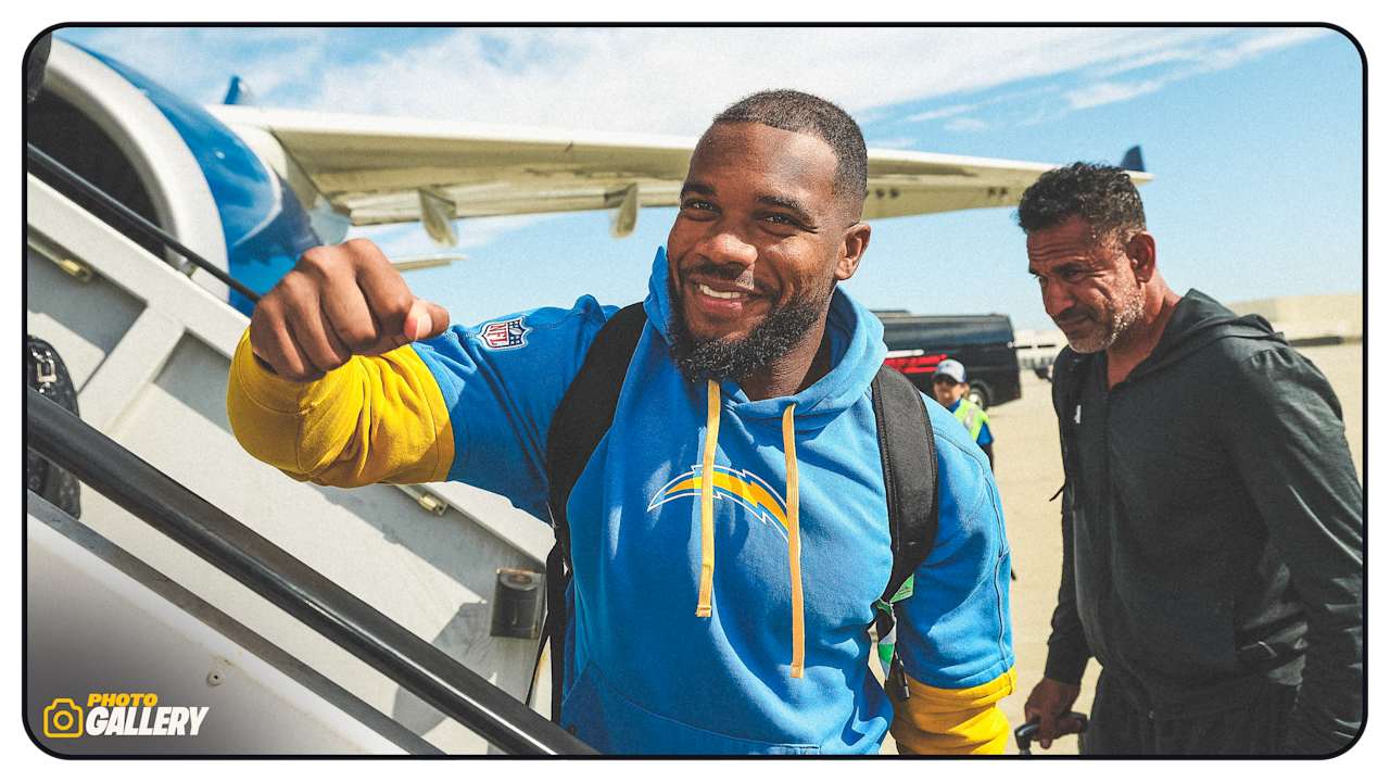 Photos: Chargers Travel to Cleveland for Week 9 Matchup