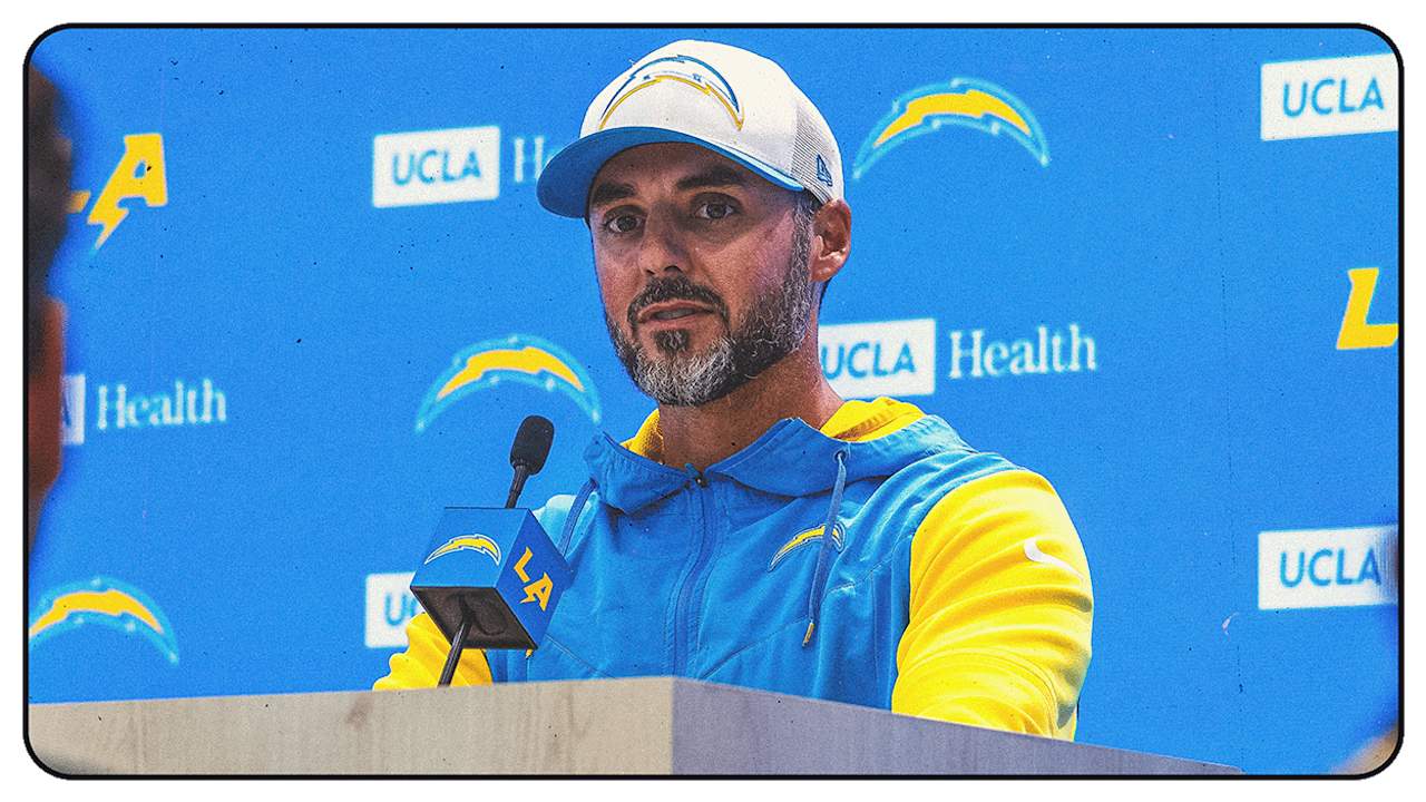 Press Conference: Jesse Minter on Khalil Mack Injury & Preparation for ...