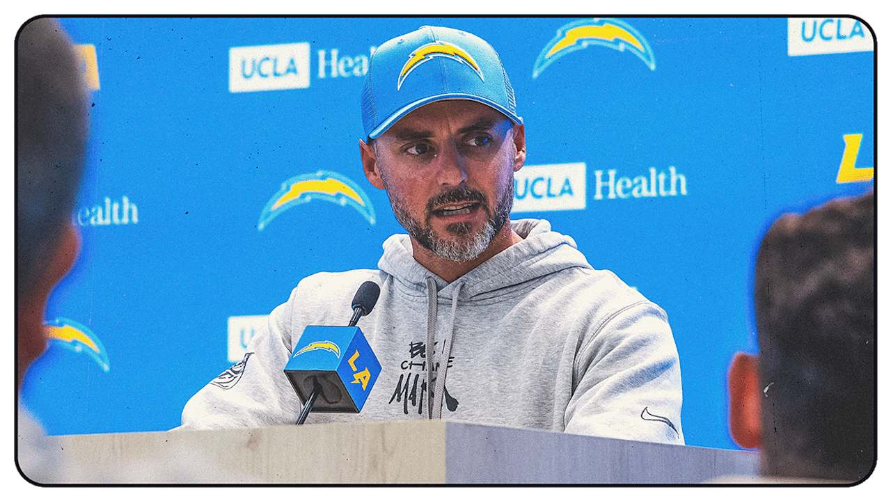 Press Conference: Jesse Minter on Dolphins & Tua Tagovailoa