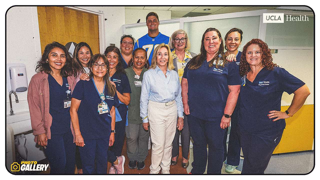 Photos: UCLA Health Infusion Center Patients Get a Surprise Visit from ...