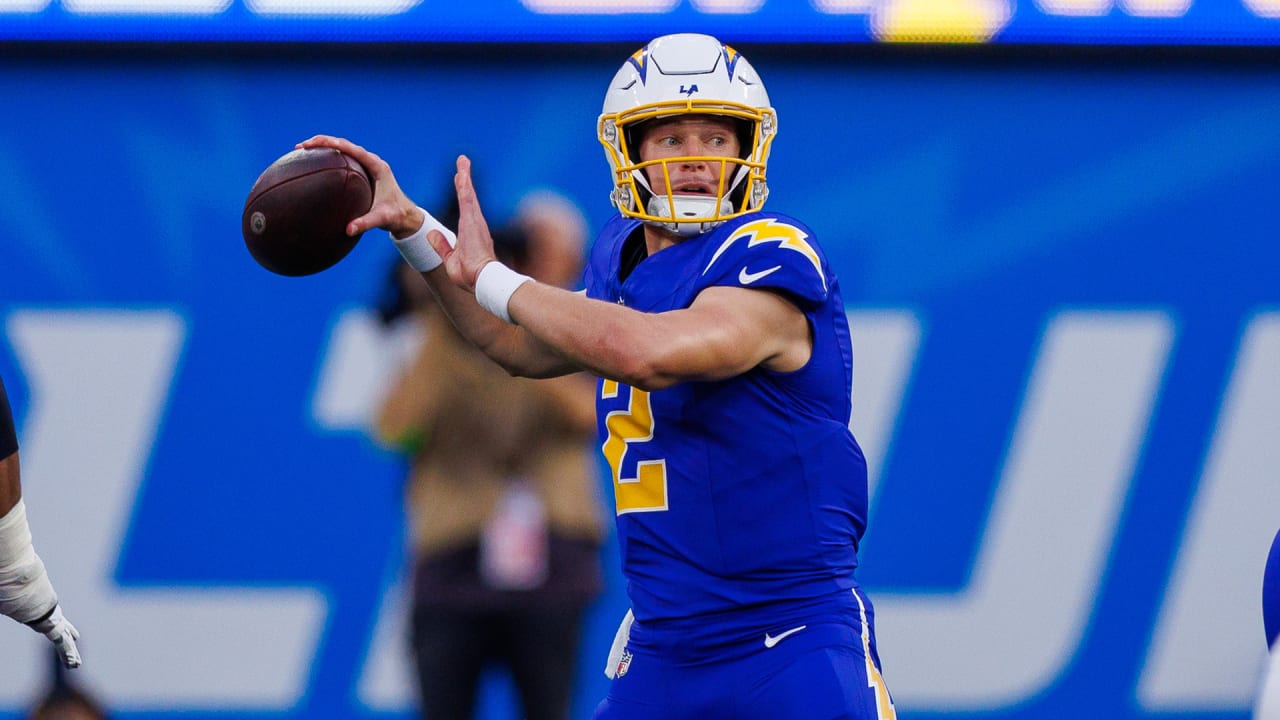 Instant Analysis: Easton Stick to Start Thursday Against Raiders