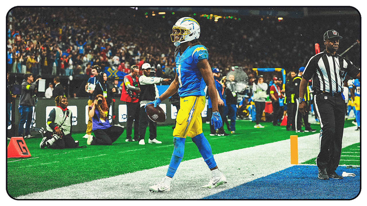 Justin Herbert Quentin Johnston Highlight: Touchdown For 26-18 Score